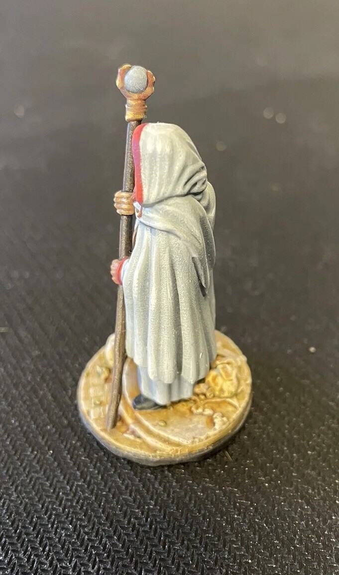 Dragonlance painted miniature Raistlin in white robes | eBay
