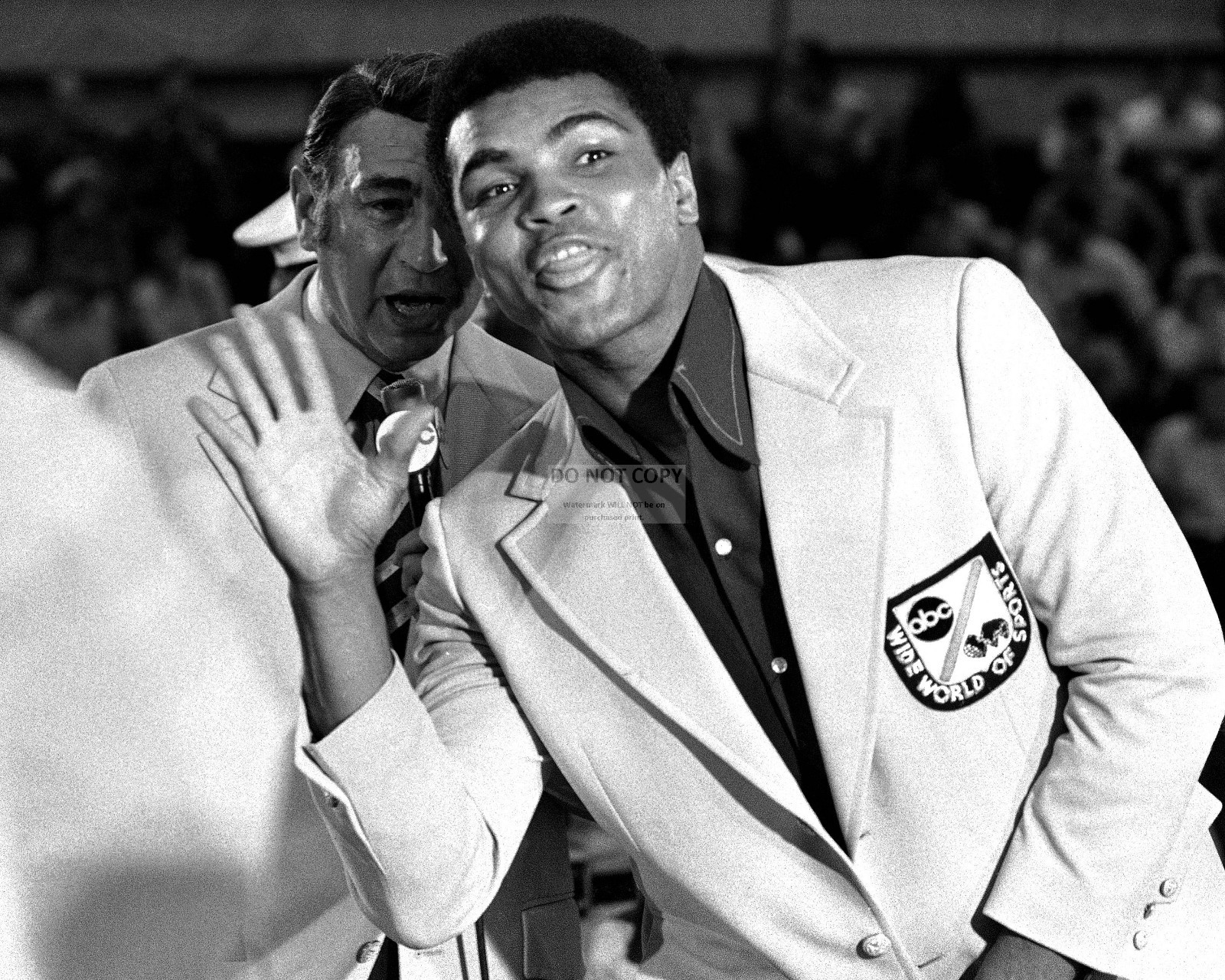 MUHAMMAD ALI JOKES WITH HOWARD COSELL @ 1972 BOXING TRIALS - 8X10 PHOTO ...