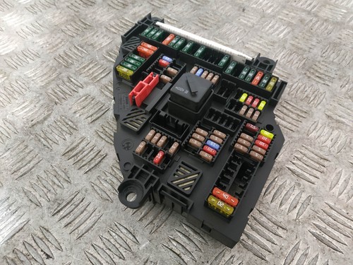 BMW 7 F01, F02 Fuse Box 9234423 3.0 Diesel 180kw 2011 | eBay Australia