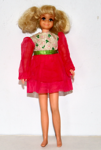 Mattel vintage Living Fluff doll in Budding Beauty Barbie family | eBay