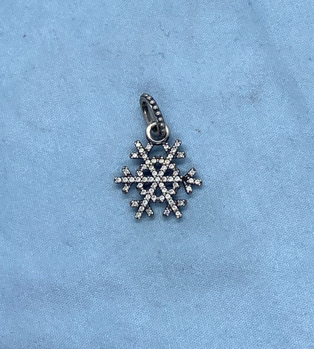 Pandora Authentic Charm Pendant Winter Kiss Snowflake Dangle | eBay