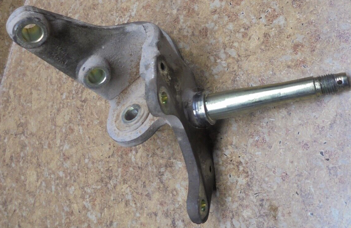 2002 Yamaha ATV Bear Tracker YFM250 YFM 250 Left Front Wheel Axle ...