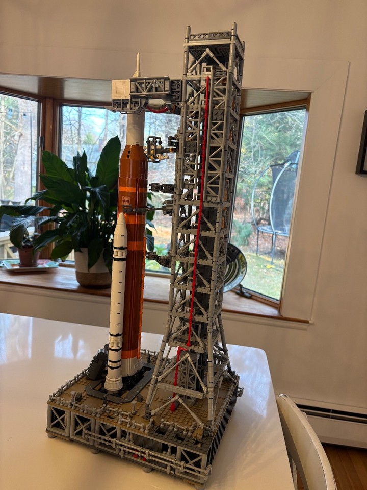 LEGO Icons: NASA Artemis Space Launch System (10341) 673419390507| eBay