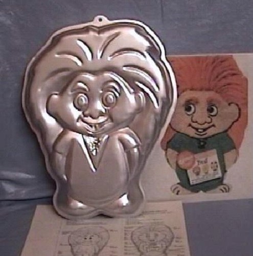 Wilton TROLL Cake Pan & Instructions | eBay