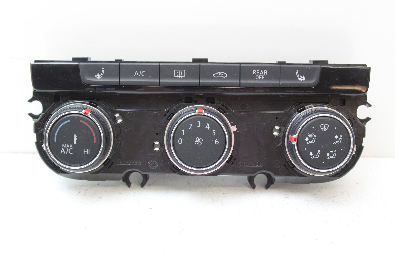 18 19 Volkswagen Atlas Climate Control Temperature A/C Heater 3CN 907 ...