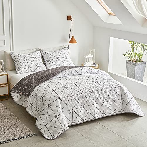 3 Piece Reversible Quilt Set Plaid White & Gray Queen Full Size 88x88 ...