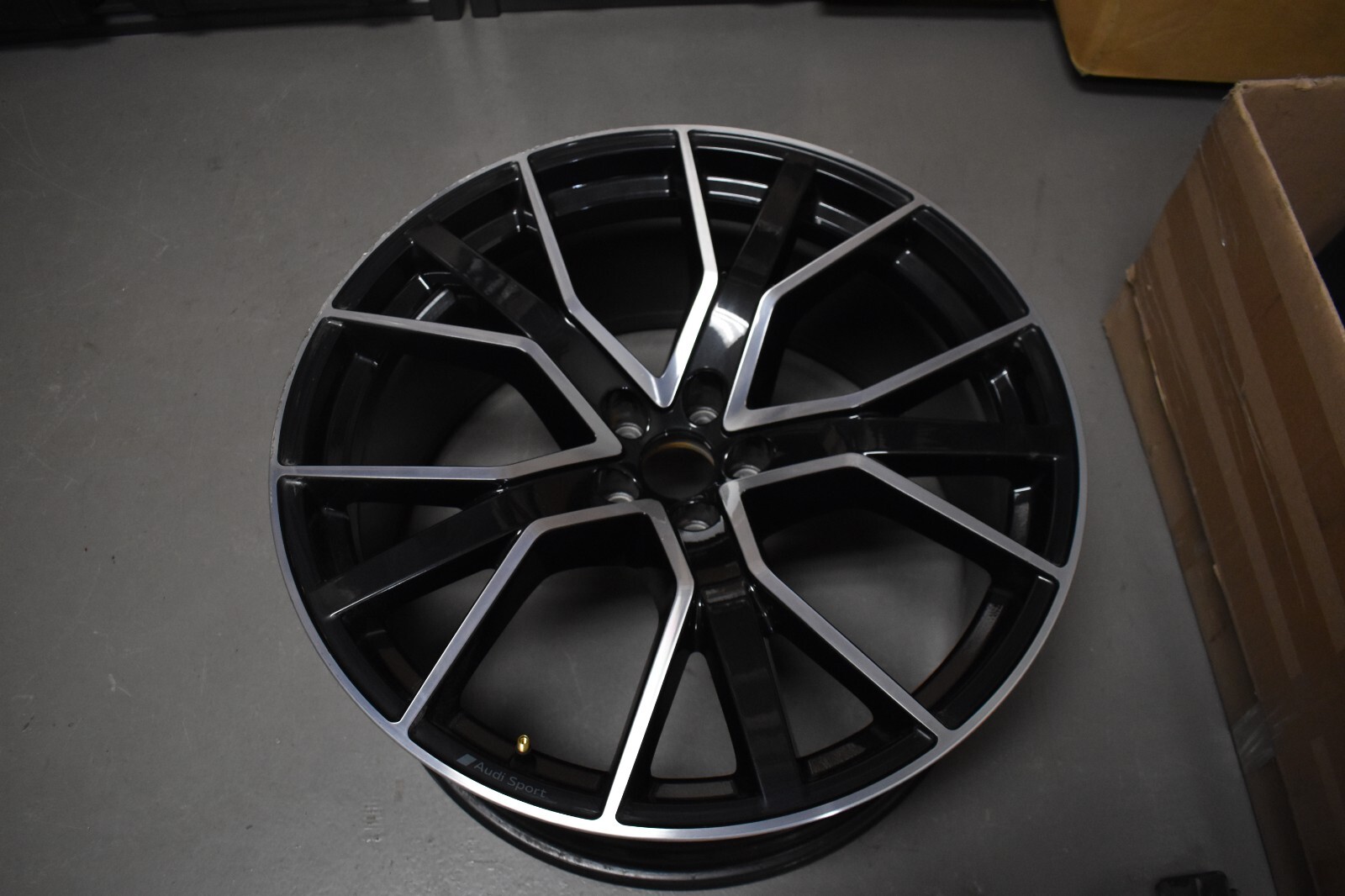 2020-2023 AUDI RS Q8 BASE WHEEL RIM 10X22 FACTORY OEM | eBay