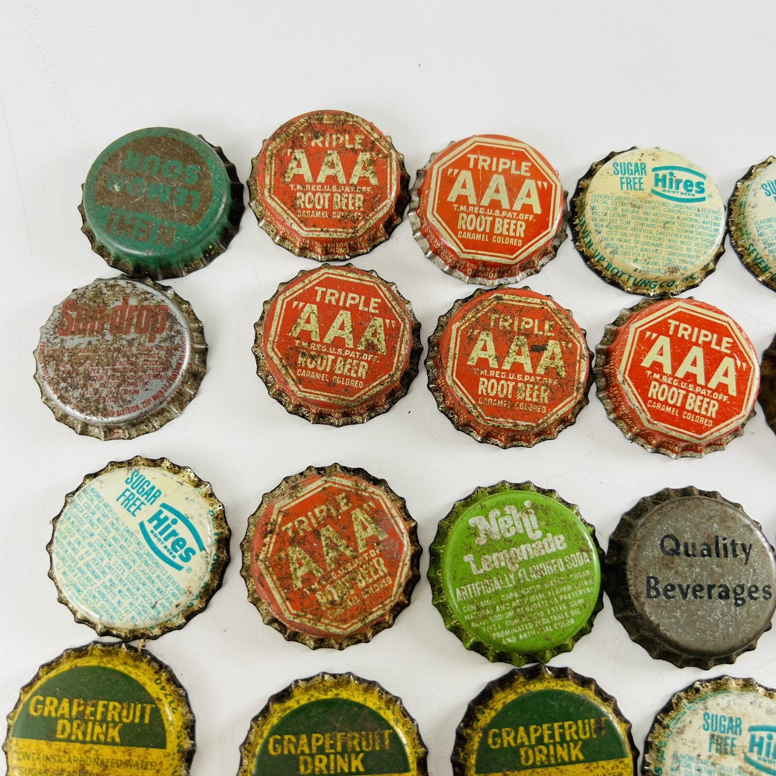 Vintage SODA BOTTLE DRINK CAPS MOST CORK-LINED Hires AAA and More Lot ...