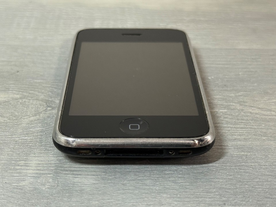 Apple iPhone 3GS - 8GB 16GB 32GB - Unlocked AT&T - All Colors A1303 | eBay