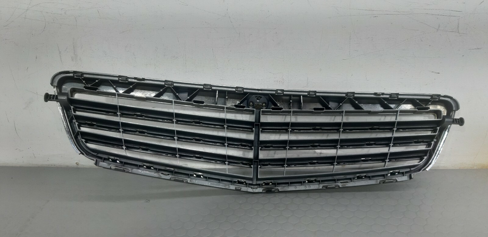 MERCEDES C CLASS W204 SE MODEL 2011 TO 2014 GENUINE FRONT GRILL PN ...
