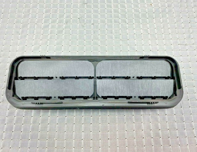 Vent Valve Flap Mercedes-Benz 205-830-12-01 OEM | eBay