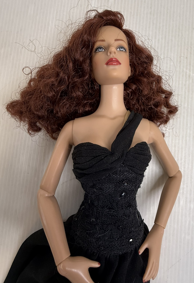 2003 Doll by Robert Tonner Curly Brown/ Red Hair In Black Evening Dress | eBay