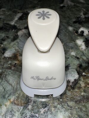 The Paper Studio .5” Daisy Flower Floral Hole Punch Craft Scrapbooking ...