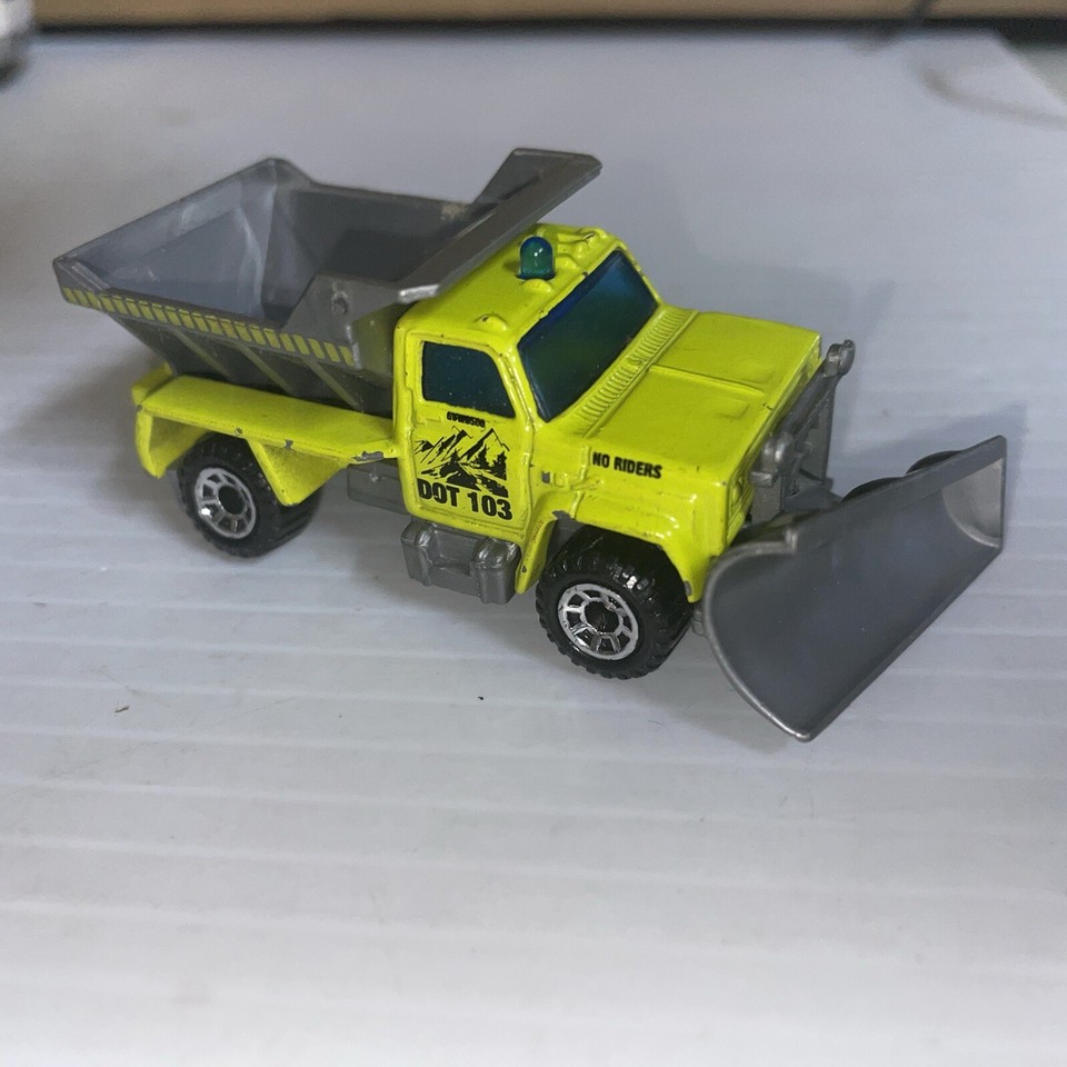 MATCHBOX MB79 CHEVROLET HIGHWAY MAINTENANCE TRUCK 2000 SERIES | eBay