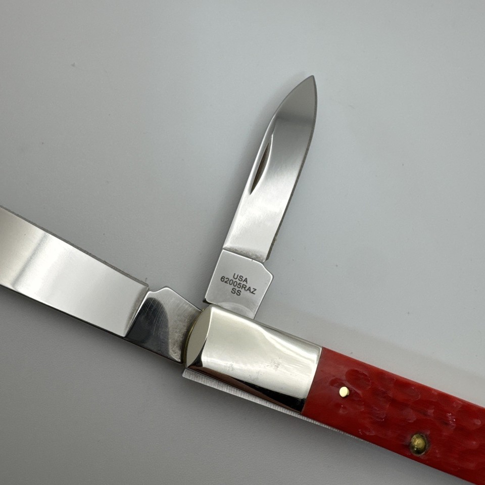 CASE RAZOR KNIFE USA FLAG SHIELD JIGGED RED BONE 62005 RAZSS | eBay