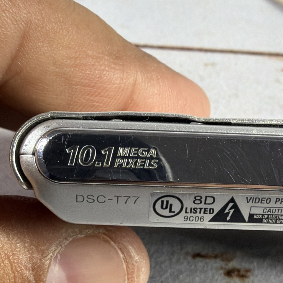 Sony Cyber-shot DSC‑T77 10.1MP Digital Camera 4x Optical Zoom Silver ...