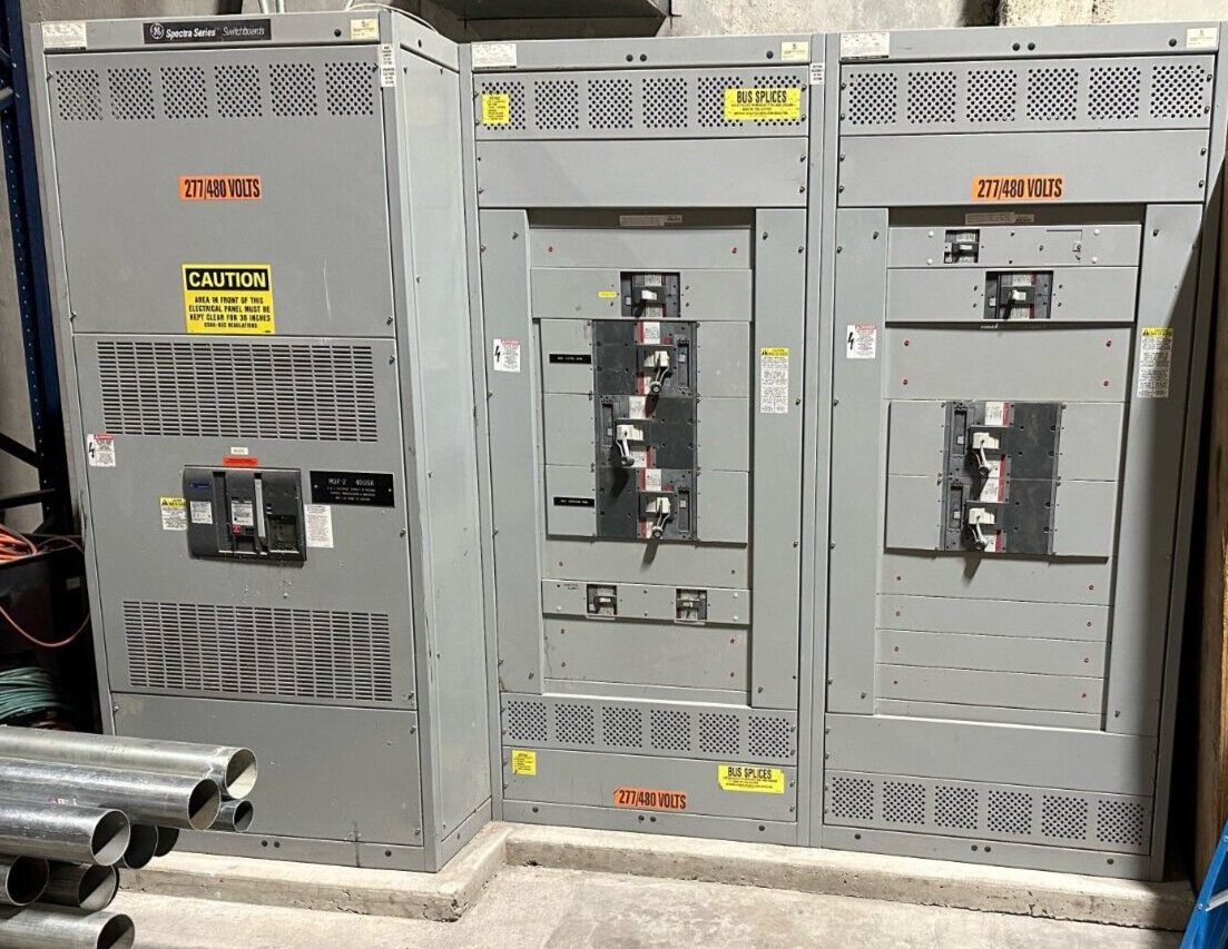 GE 4000 Amp Main Breaker Distribution Panelboard 480/277V 3P4W Indoor ...