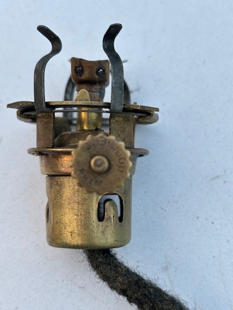 VINTAGE L.M.S. RAILWAY SIGNAL LANTERN with Brass Burner & Glass Chimney ...