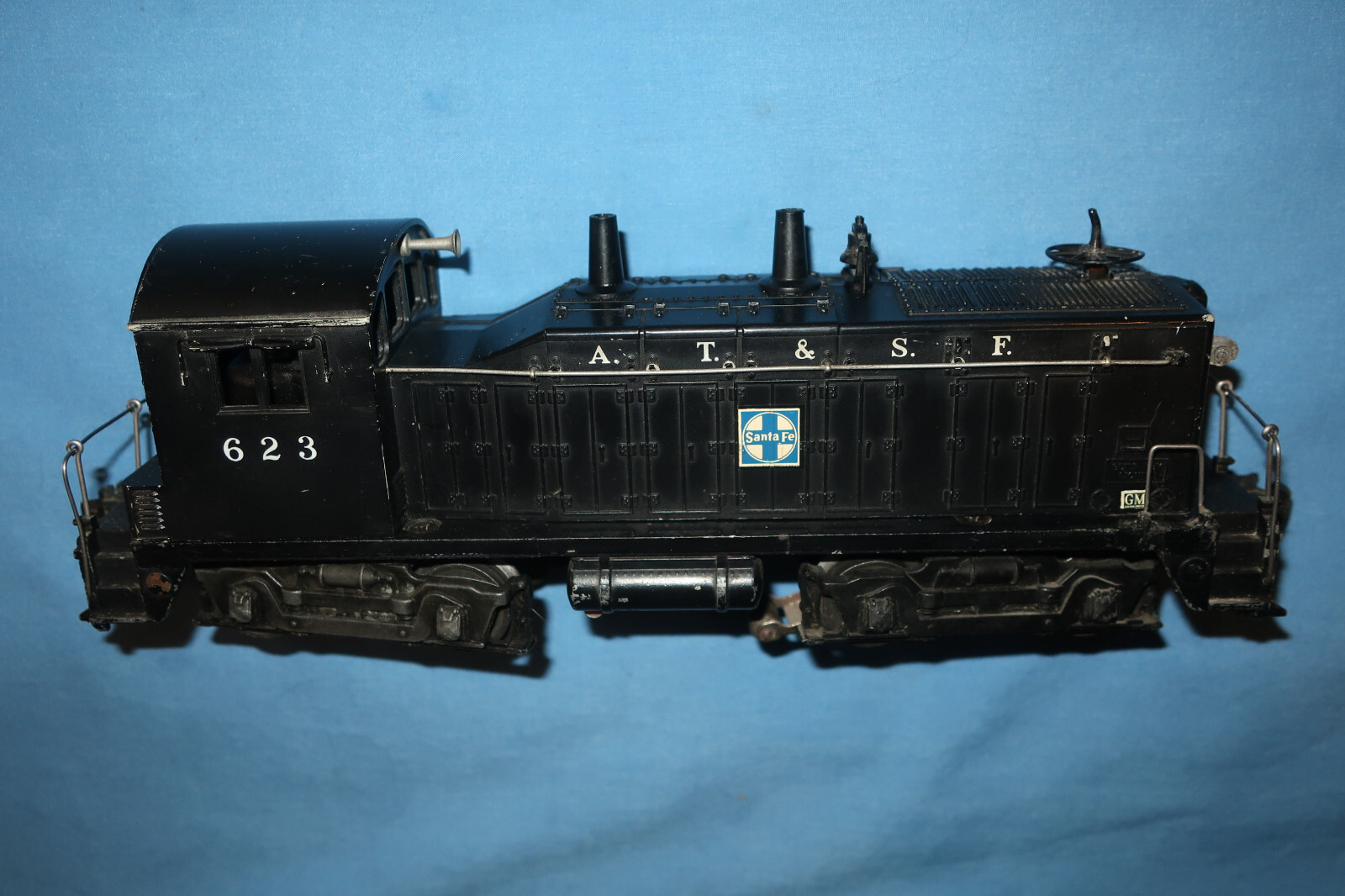 Lionel #623 A.T.&S.F. NW-2 Diesel Locomotive Switcher. Runs well | eBay