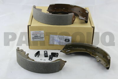 4600A447 Genuine Mitsubishi SHOE SET,RR BRAKE | eBay