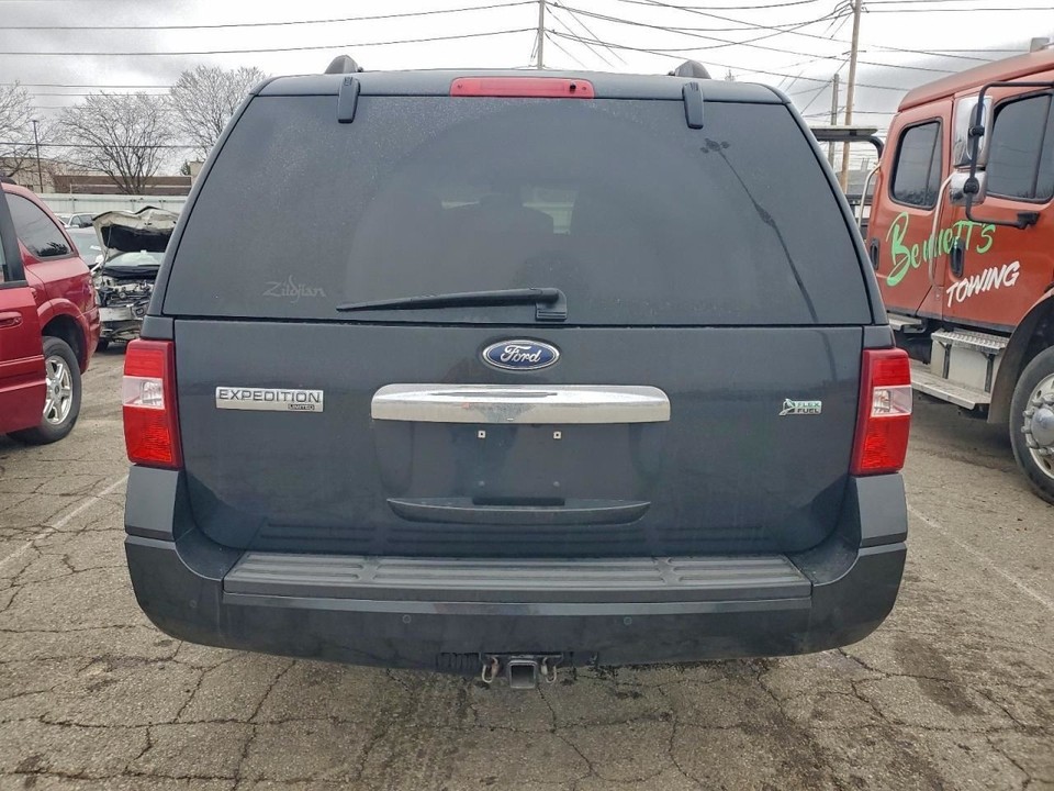 2014 Ford Expedition Driver Left Fender w/Wheel Lip Moulding - Used | eBay