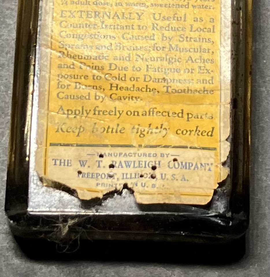 ANTIQUE Vintage Quack Medicine Bottle With Label "RAWLEIGH'S ANTI-PAIN ...