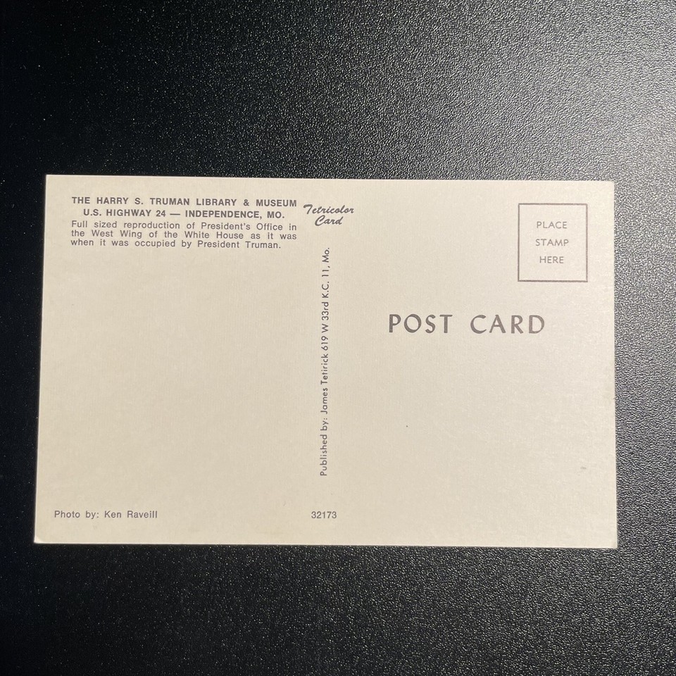 Harry Truman Library & Museum Independence Desk Interior Vintage ...