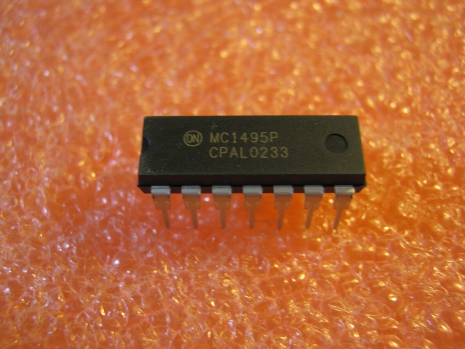 MC1495P Lot of 17 NOS Pieces from Motorola | eBay