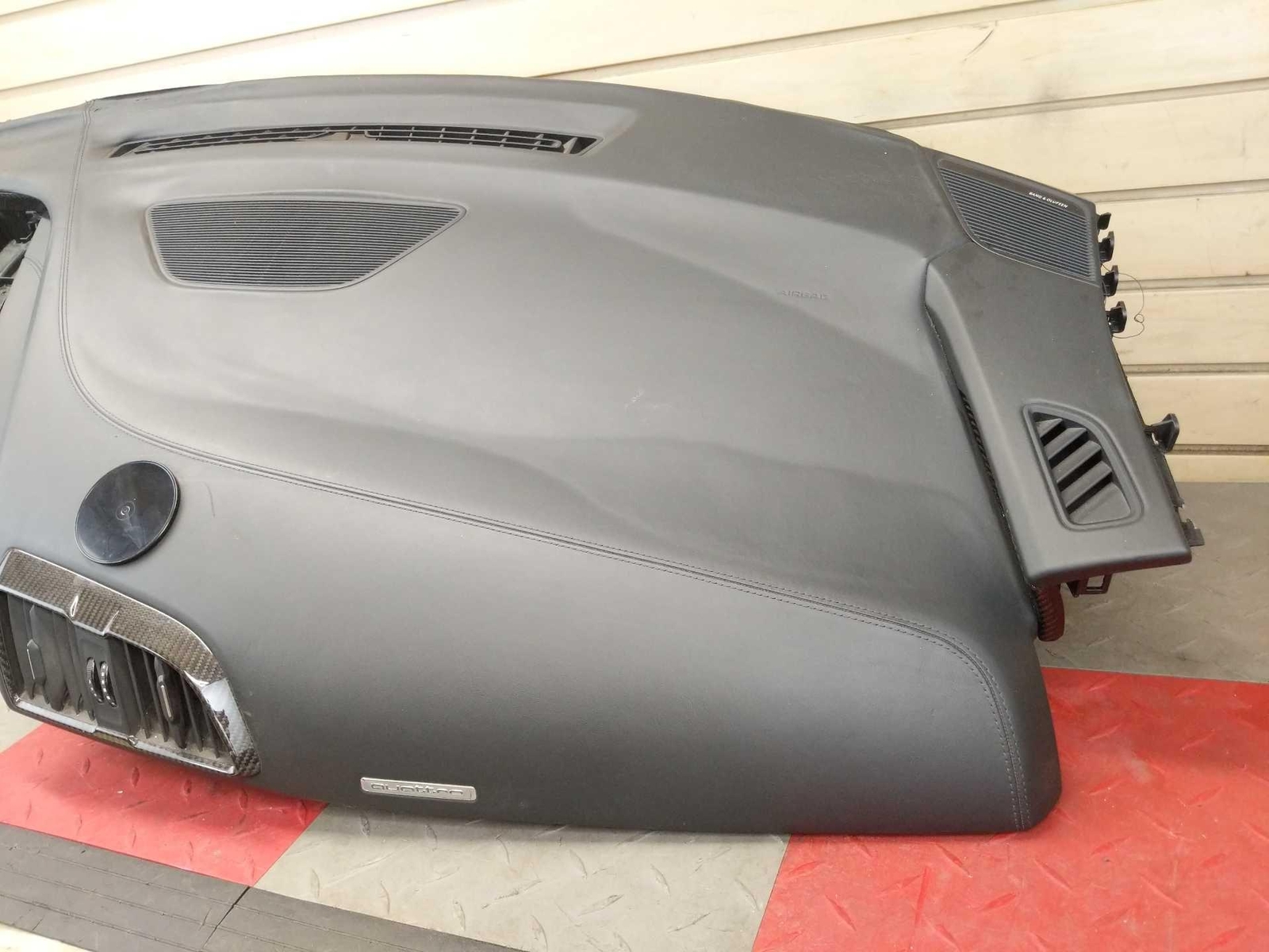 2017-2022 Audi R8 V10 - OEM Dash Panel Black w/ Carbon Fiber Cluster ...