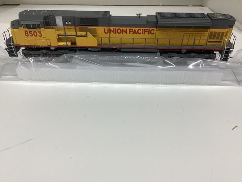 Athearn Genesis #G27320 HO scale “UP” SD90MAC with DCC & SOUND Rd.#8503 ...