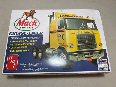 AMT 1:25 Mack Trucks Cruise-Liner Sealed Kit | eBay