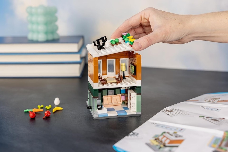 Brick Loot Mini City Street Set 253pcs – Storefront Kit Fits Lego ...