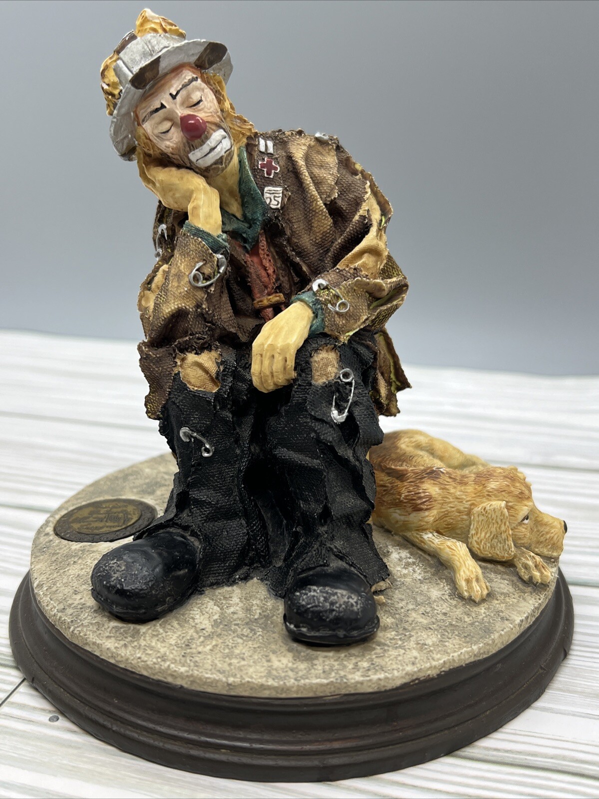 EMMETT KELLY JR PORCELAIN FIGURINE CLOWN/DOG #05839 "BEST OF FRIENDS ...