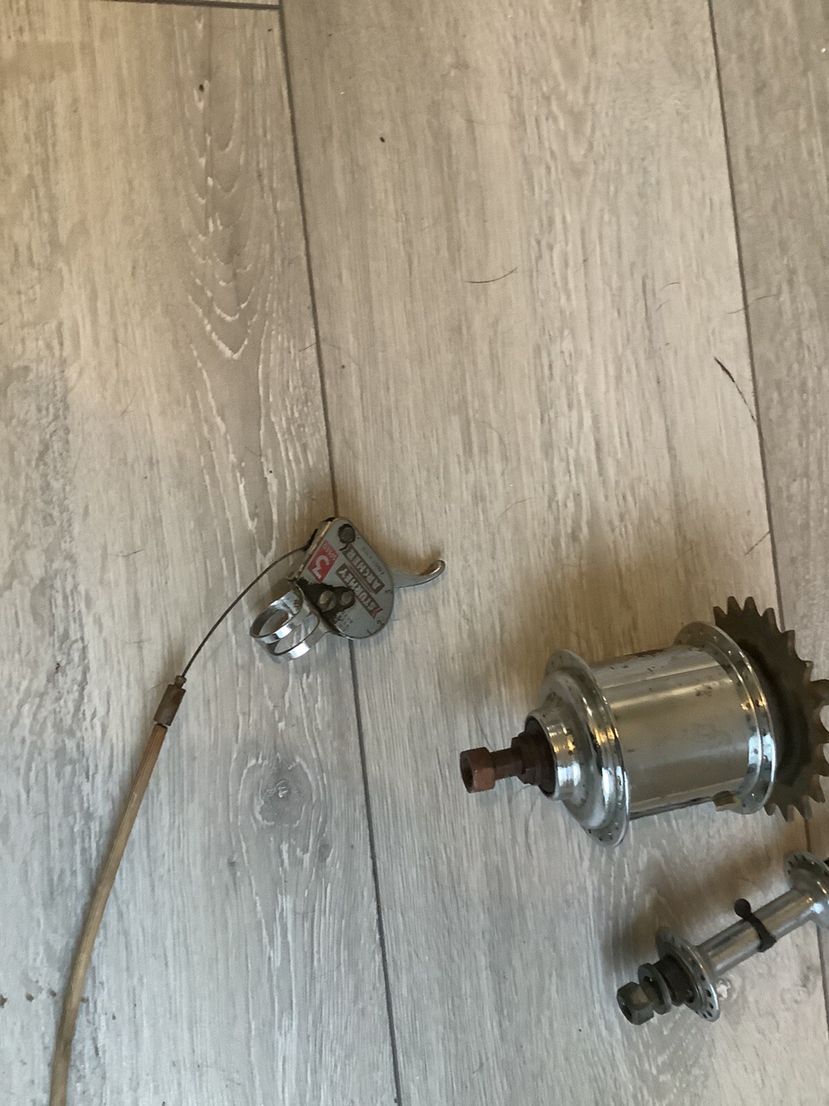 1967 3 Speed Bike Hub And Front Hub + 3 Speed Trigger Need Clean Or ...