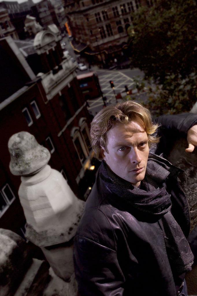 Toby Stephens Shirtless Thought The Stars Of One Day Looked Familiar?