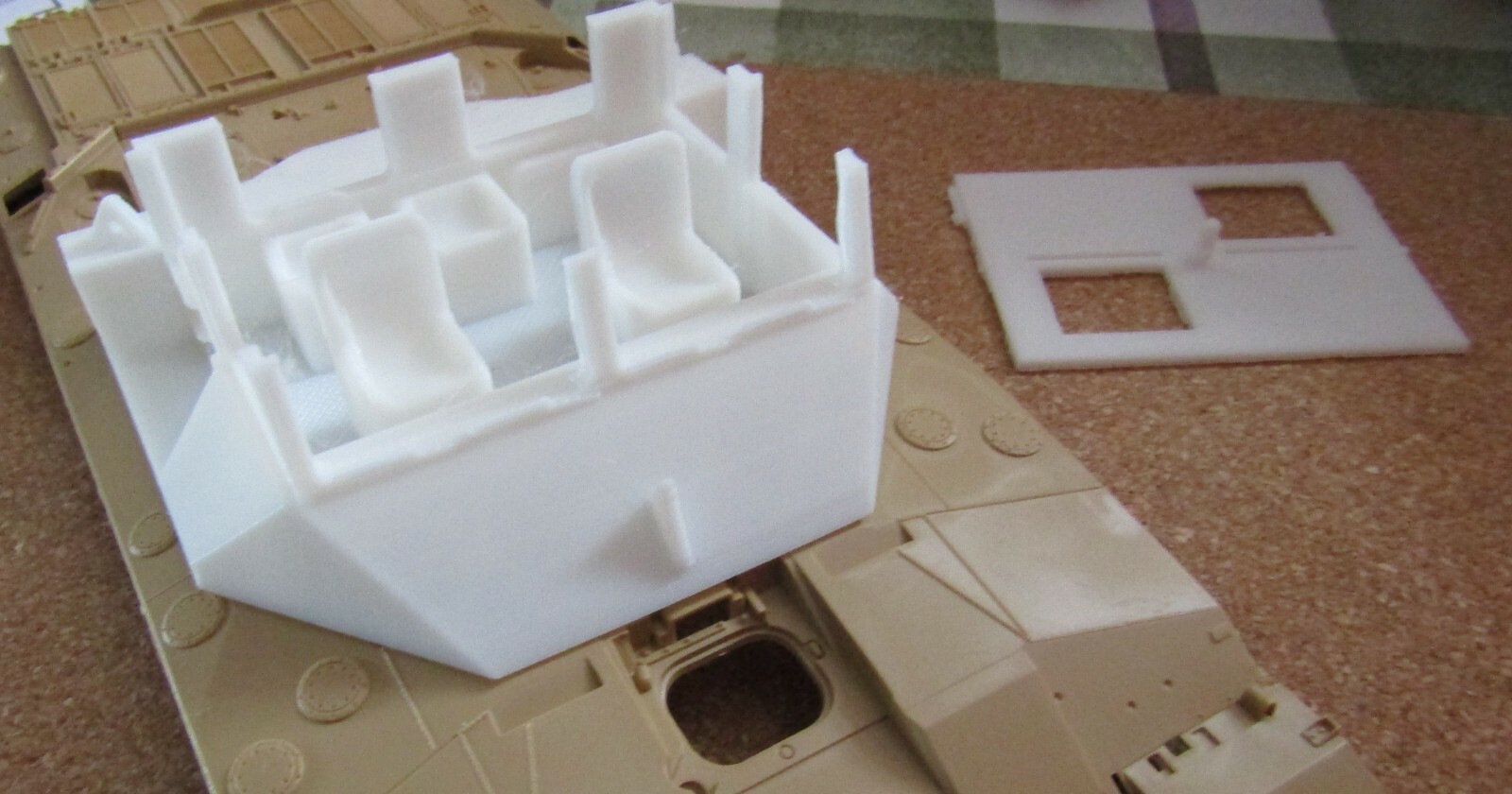 db002 Challenger Tank Driver trainer kit conversion DragonBadger 3d ...