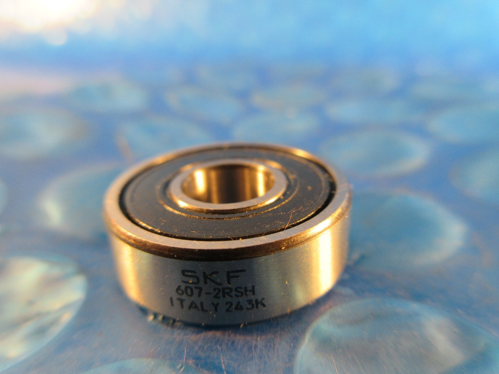 SKF 607-2RSH, Single Row Radial Ball Bearing | eBay