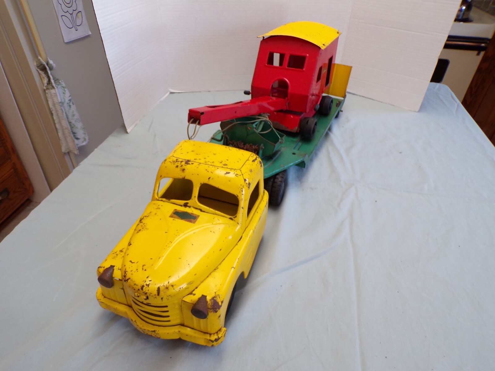 VINTAGE 50'S STRUCTO CONSTRUCTION TRUCK SET LOW BOY TRAILER, SHOVEL ...