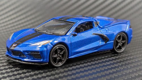 2020 20 CHEVY CORVETTE C8 RARE LIMITED 1:64 SCALE COLLECTABLE DIORAMA ...