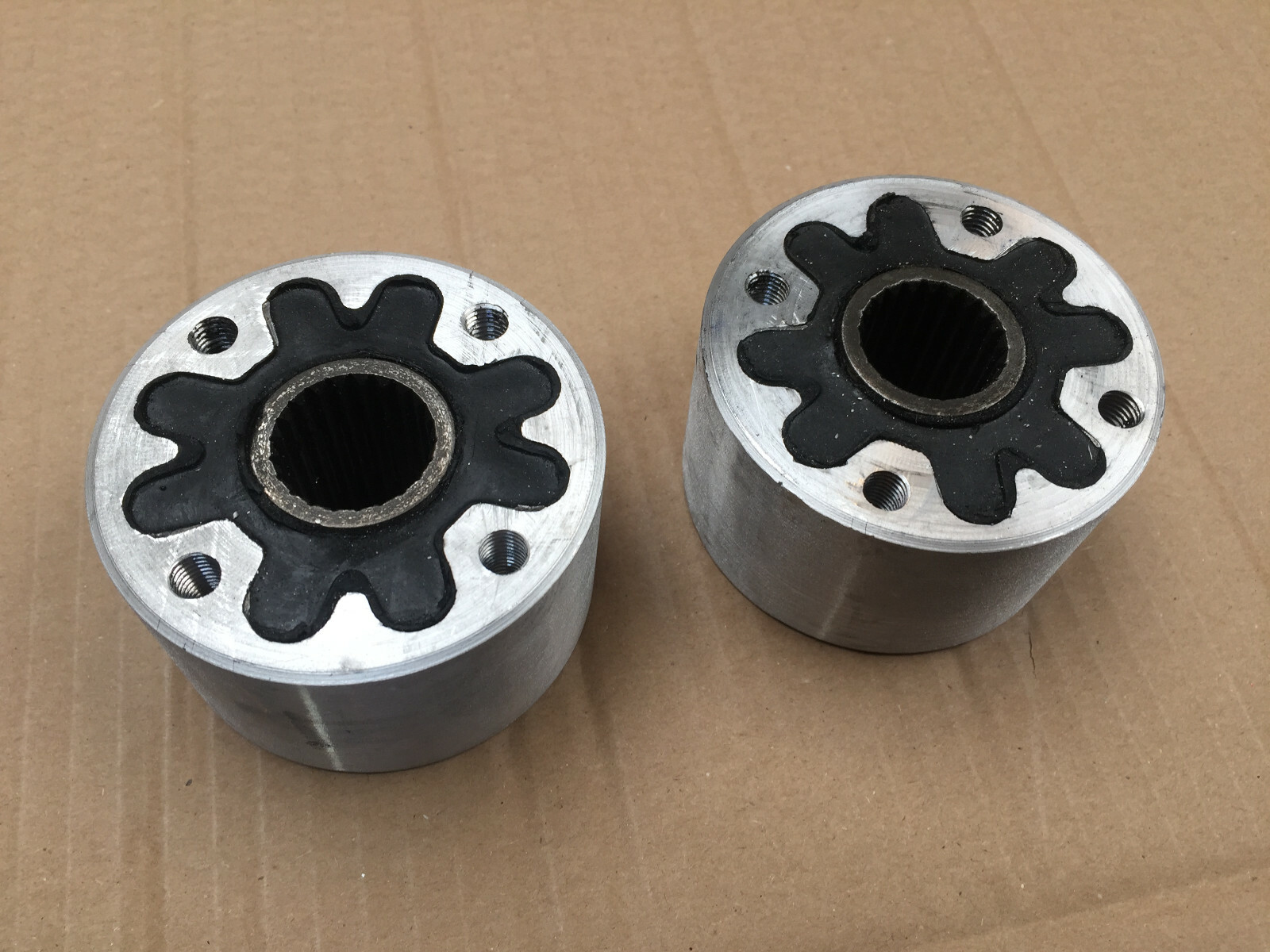 Classic Fiat 126 500 600 (PAIR) REAR AXLE FLEXIBLE JOINT DRIVE SHAFT ...