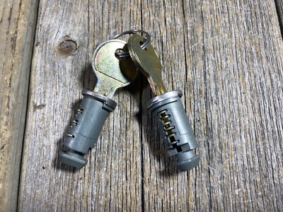 THULE Roof RACK LOCKS Barrel Locks & Keys Qty 2 | eBay