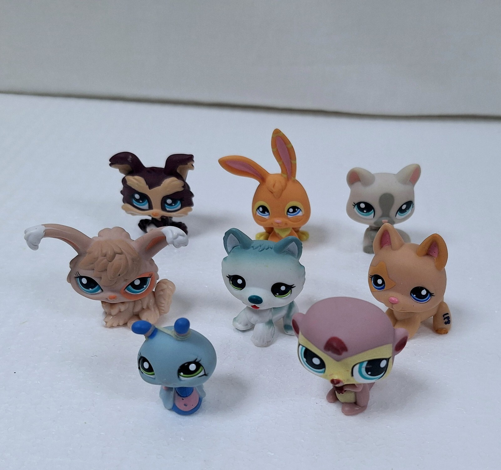 LOT Littlest Pet Shop LPS #1563 Blue Husky Dog Green Eyes Yorkie Snail ...
