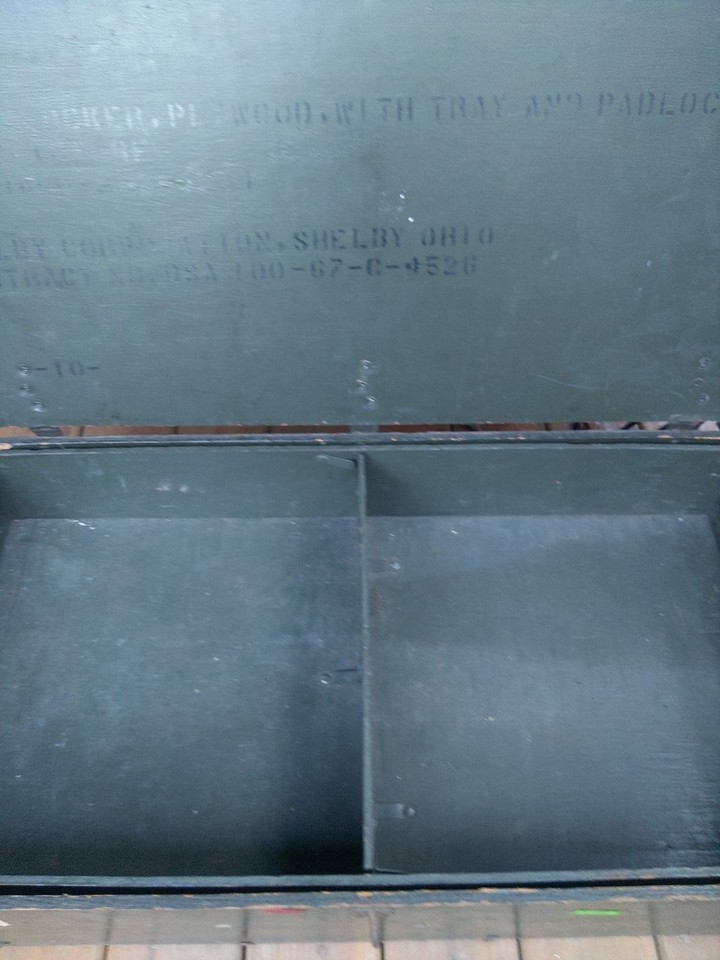 Vintage Military FOOT LOCKER w Tray Wood Trunk chest storage green box ...