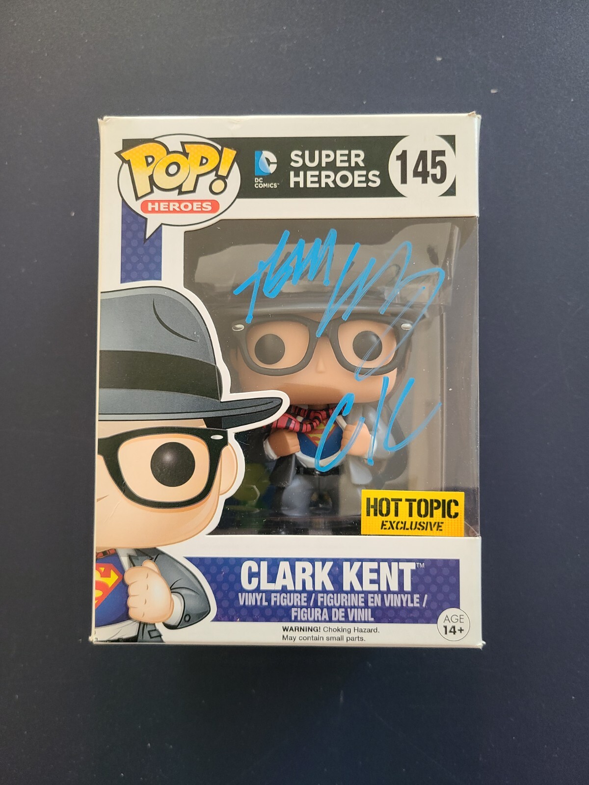 TOM WELLING signed #145 DC Super Heroes Smallville Superman Funko Pop ...