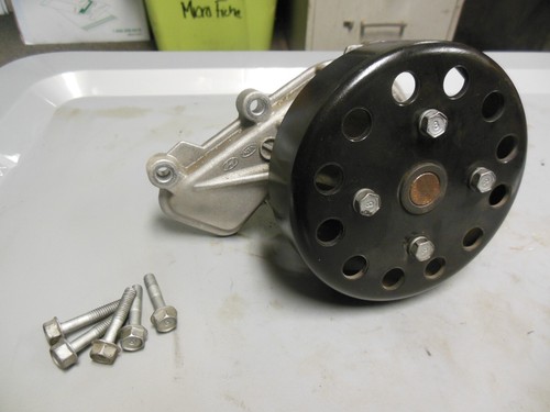Hyundai OEM 2.0L Water Pump & Pulley Assy 2017 Tucson 25100-2E020 25221 ...
