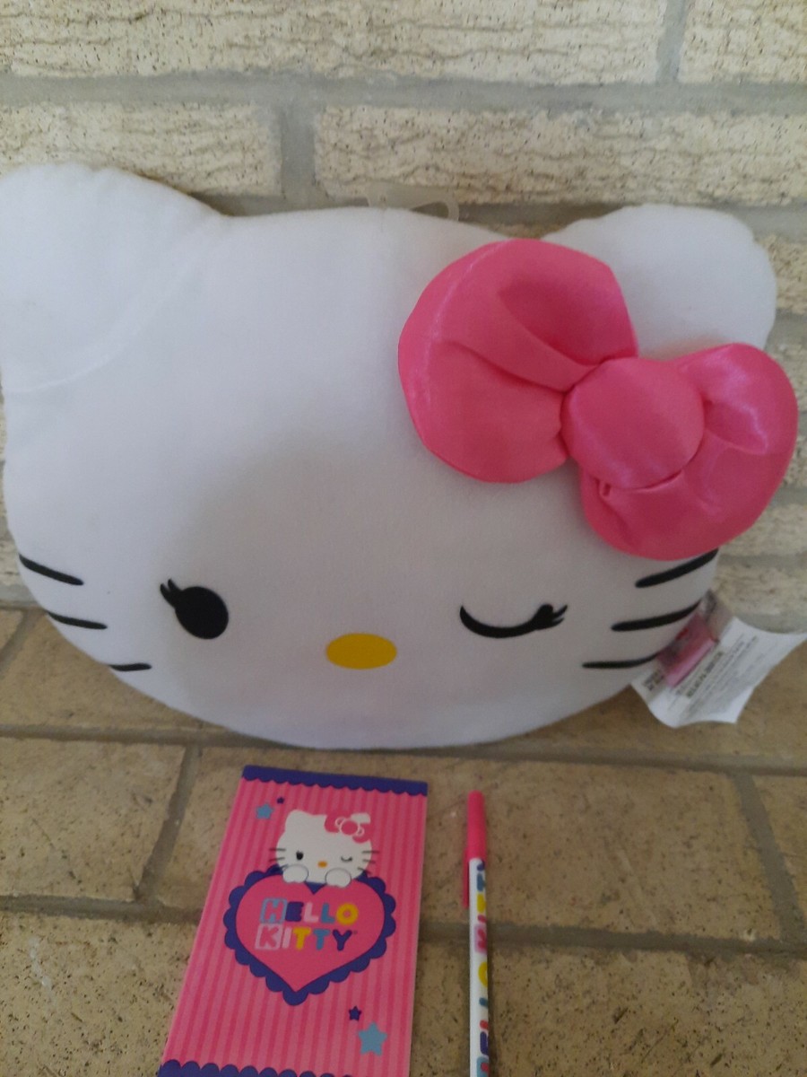 Hello Kitty Face Wink