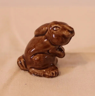 Wade England Rabbit Miniature Figurine American Series #2 Red Rose Tea ...