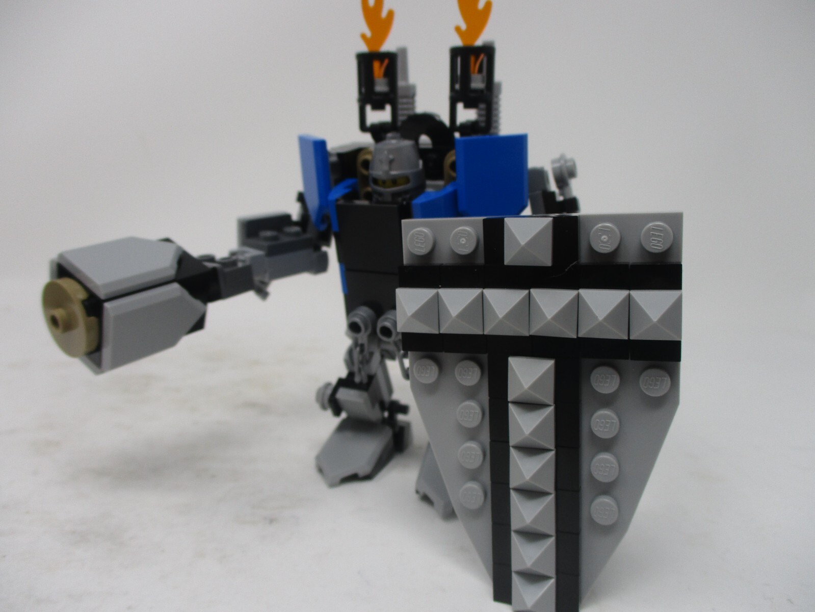 LEGO Black Falcon Castle Mech with Mace Minifigure included | eBay