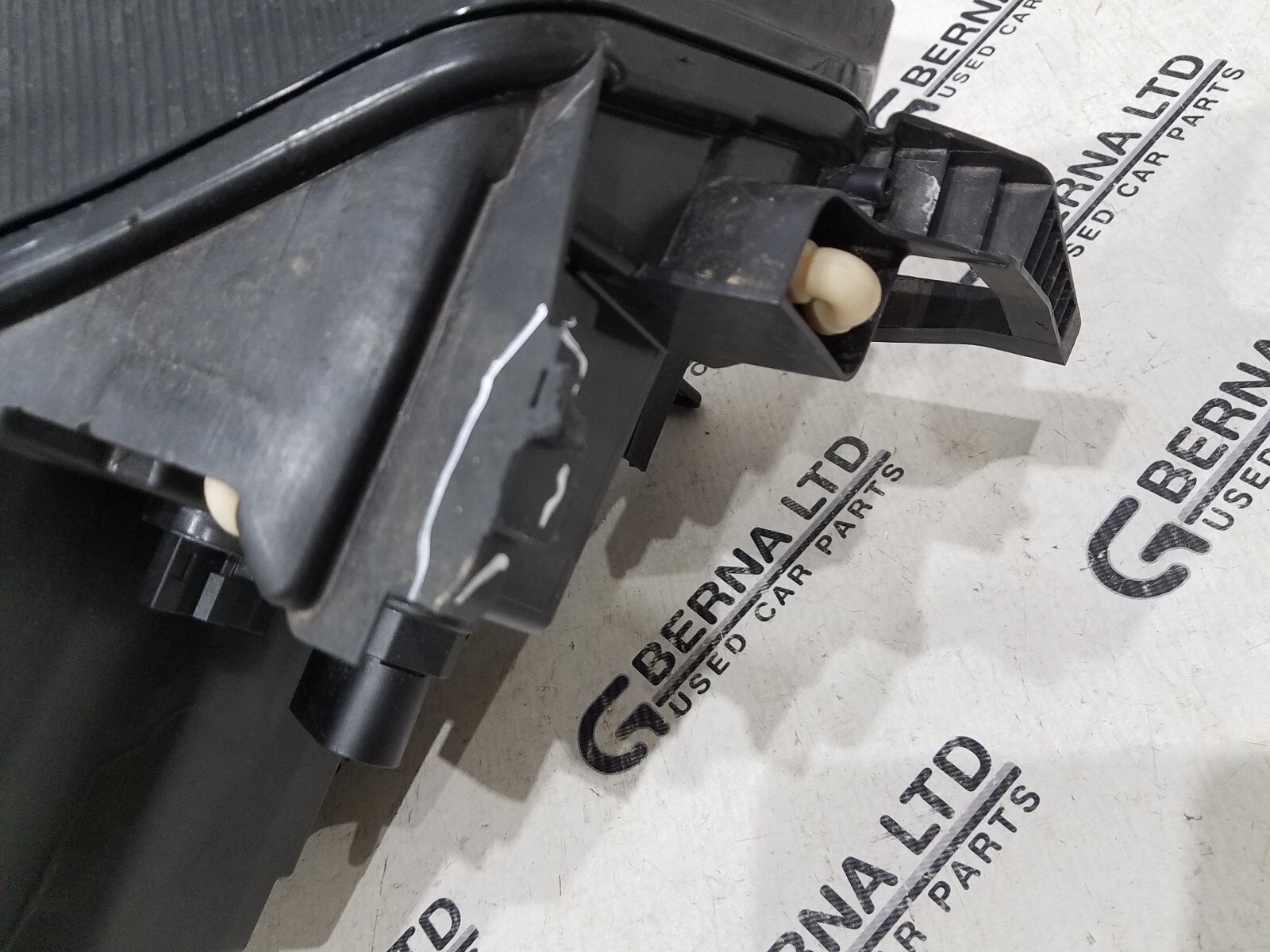 GENUINE VOLKSWAGEN ID.4 ID4 20-2024 FRONT LEFT PASSENGER SIDE HEADLIGHT ...