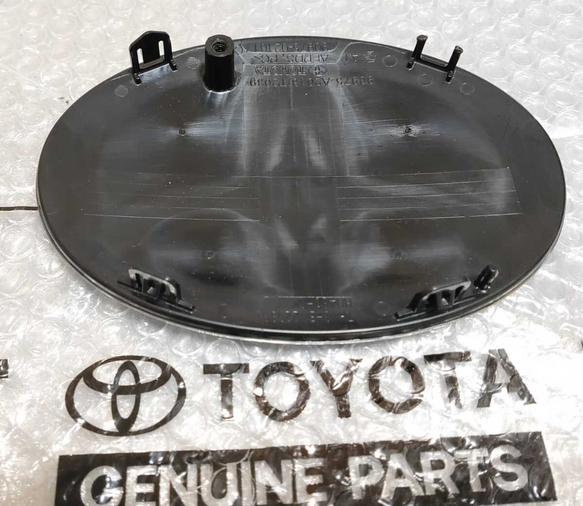 NEW Toyota Genuine 90975-02161 C-HR Corolla Cross Front Emblem | eBay